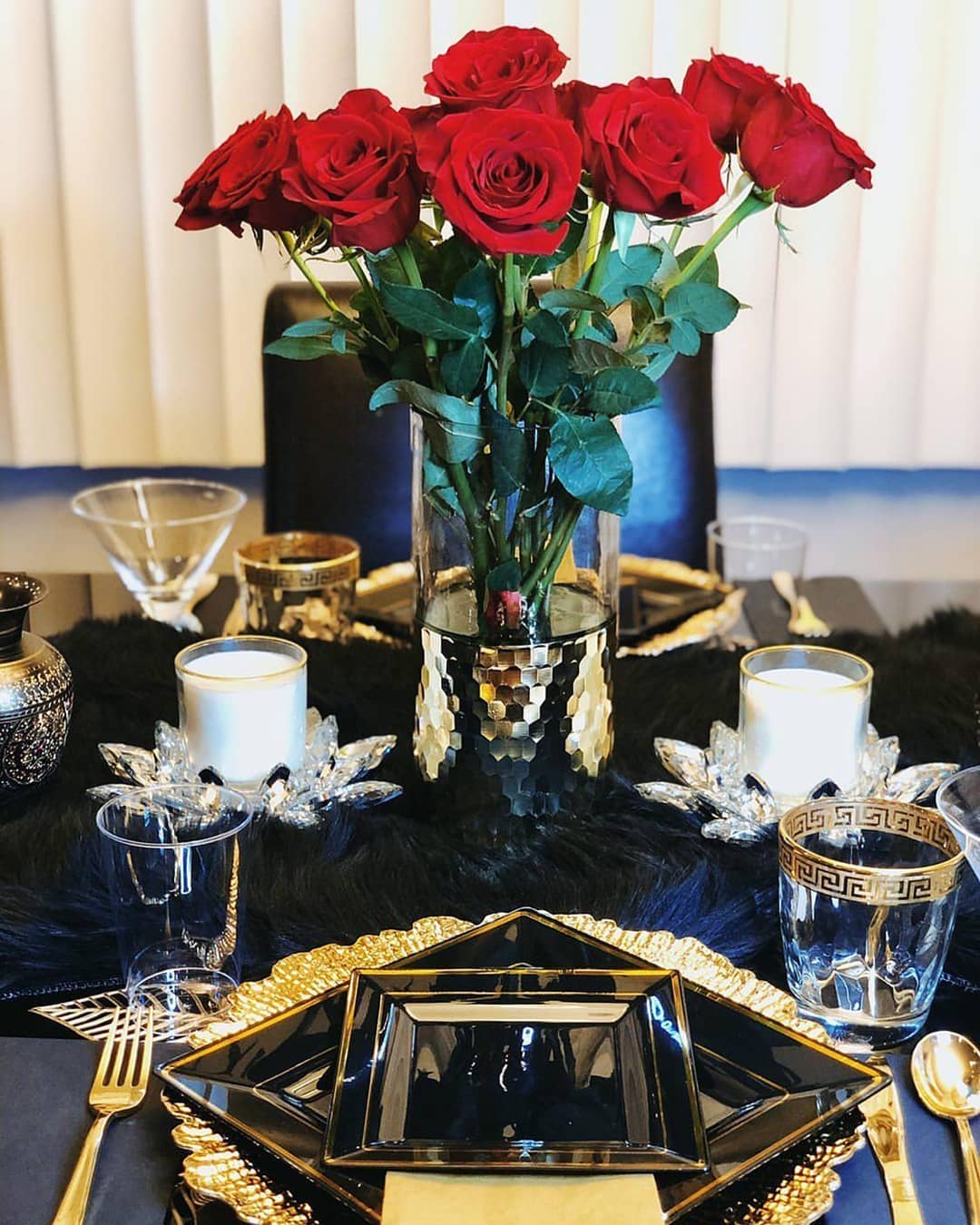 Fancy Dinner Party Table